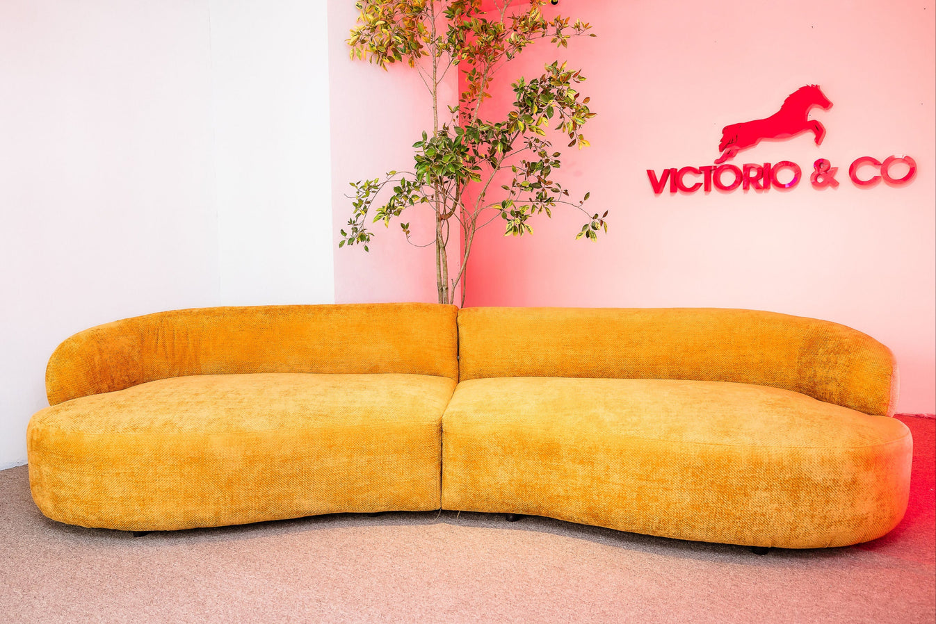 SOFA GALOPE TIN – Victorio & Co